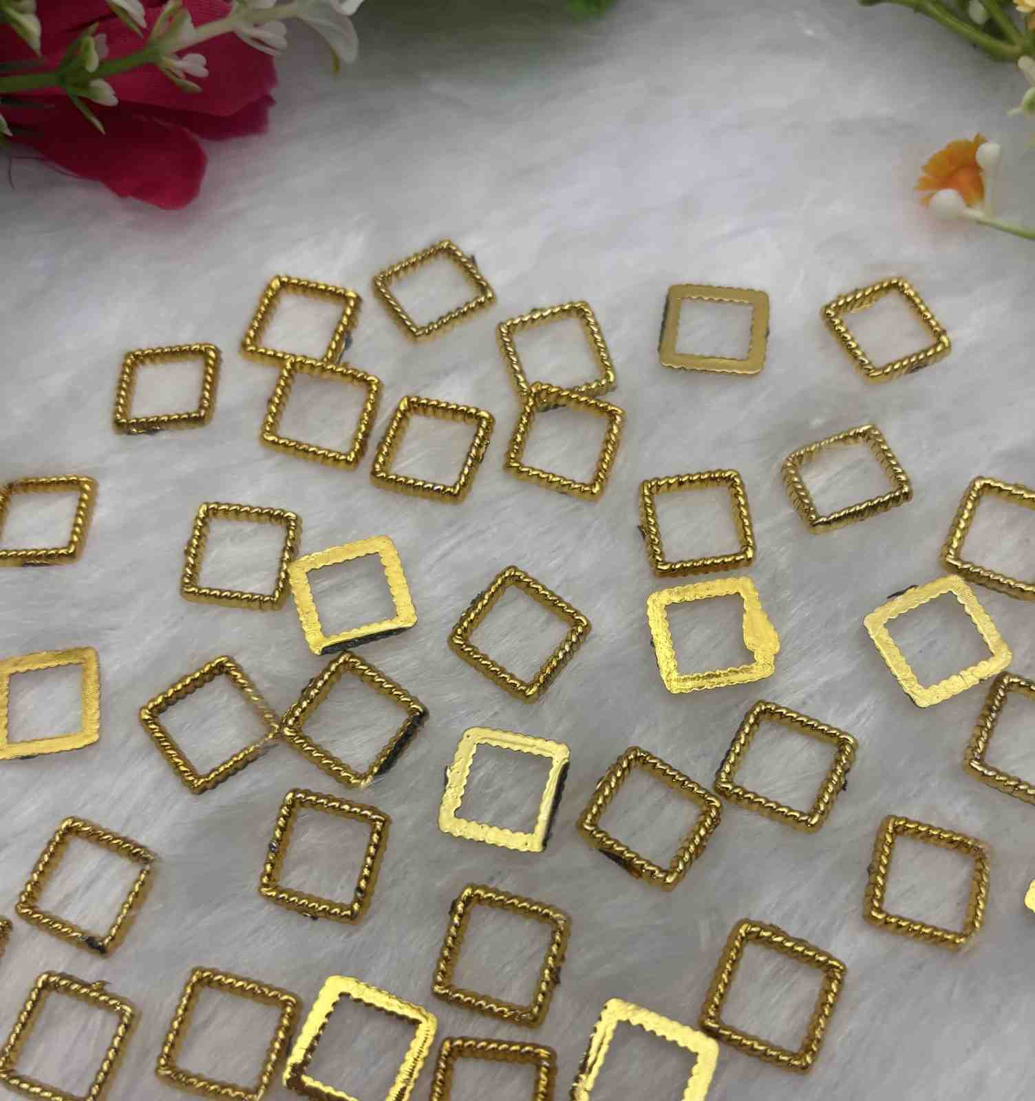Square Shape Stone Base - 10 gm - Rayaari Shop